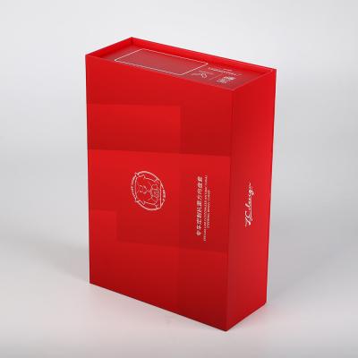 China Direct Manufactory Luxury Cardboard Tube Gift Box for Corporate Gifting for sale