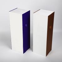 China Personalized One Piece Wine Bottle Gift Box White Folder Golf Foil Logo FSC for sale