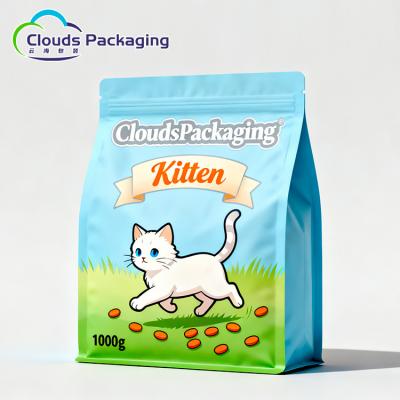 China Custom Cat Food Packaging Bag Flat Bottom Stand Up Pouch with Zipper Top 121℃ Retort for sale