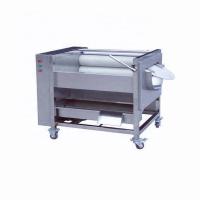 China Industrial Brush Potato Peeler 300-500kg/h Stainless Steel Root Vegetable Cleaning Machine for sale