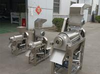 China Stainless Steel Fruit Vegetable Spiral Juicer 0.5T-1.5T Capacity Juice Extractor Machine for sale