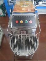 China Commercial Food Mixer 800W Pure Copper Motor with 25-40kg Dough Capacity and 380V Power for Baking Equipment for sale