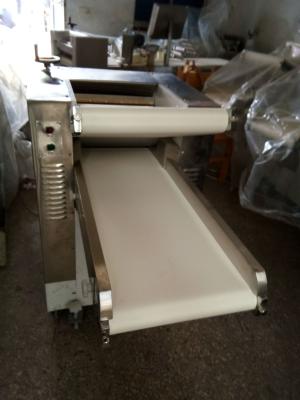 China Stainless Steel Croissant Dough Sheeter Machine 300kg/h Capacity AH350 Model 5-25mm Thickness for sale