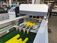 China Automatic Non-Woven T-Shirt Bag Making Machine 20-120 PCS/Minute with 550-1300mm Material Width for sale