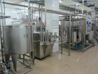 China 100kW Mini Milk Processing Plant with 500KG Capacity & 137°C UHT Sterilization - Complete Dairy Equipment for sale