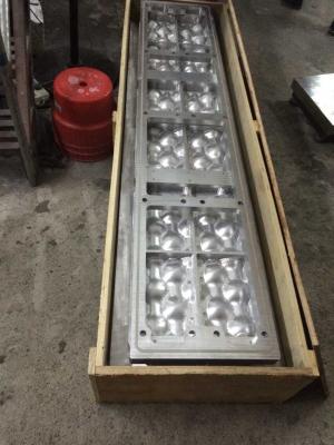 China Custom Aluminum Egg Tray Mold CE Certified with Video Technical Support for Pulp Molding for sale