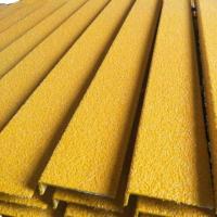 China FRP Anti Slip Stair Nosing Anti Slip Mat Surface Coating Resin Iso AS4586 For Oilfield Stair for sale