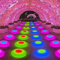 China IP65 Waterproof LED Dance Floor Tile with 16 Color Changeable Lighting and 200KG Load Capacity for Interactive Play for sale