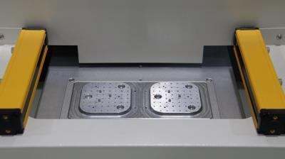 China High Automation Powerful Clear Aligner Thermoforming Machine 1 - 10Bar for sale