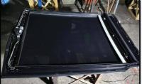 China OEM Evogue Auto Sunroof Glass Black Replacement Transparent Rectangle for sale