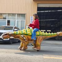 China Realistic Walking Dinosaur Customized Animatronic Dinosaur Ride for Shopping Mall for sale