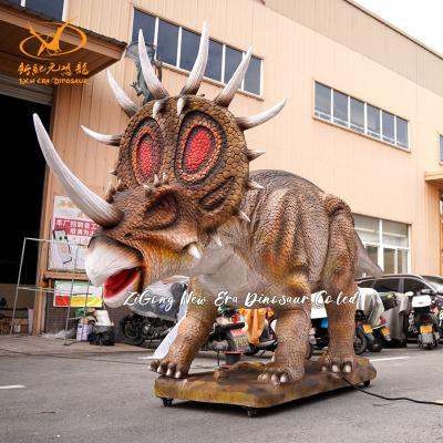 China Realistic Life SIze Triceratops Dinosaur Models for Theme Park and Jurassic World for sale