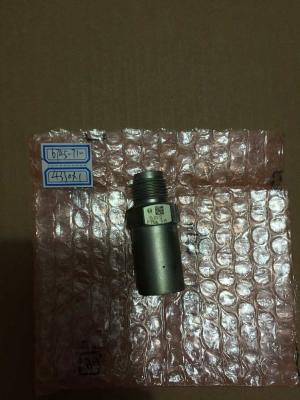 China part No. :6745-71-4330   Valve, Relief use for komatsu PC300-8   WA430-6 Fuel Injection Piping for sale