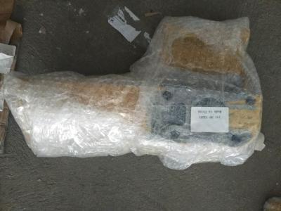 China komatsu D50 D53 bulldozer FRONT IDLER BRACKET  141-30-13281 141-31-13291 OEM SHANTUI Produce for sale