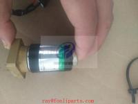 China OEM komatsu loader WA380 WA420 SOLENOID VALVE 17A-15-17271 transimisson solenoid valve for sale