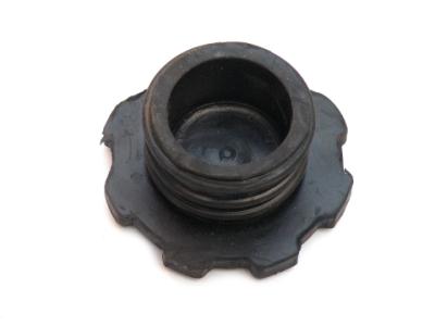 China 2014323 Engine Oil Filler Cap Assembly For YZ4102 for sale