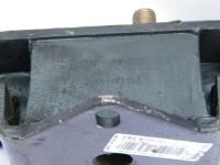 China 21811-Y3160 Front Engine Mount Bracket Assembly M14 105MM Jac Autopart for sale