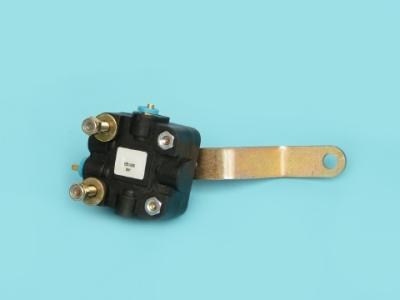 China 64104-Y40D0 Height Control Valve Assembly For JAC for sale