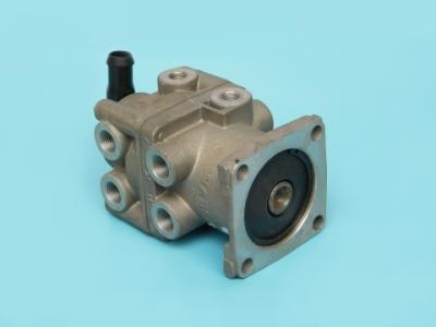 China WG9719360005 Foot Brake Valve Assembly For STR for sale