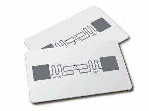 China Thin UHF RFID Proximity Card Dual Chip 860 - 960 Mhz For Library Management for sale