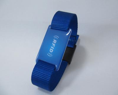 China Shenzhen Manufacturer Low Cost Nylon PVC Access Control Long Range Rfid Wristbands Lf / Hf Rfid Wristbands For Events for sale