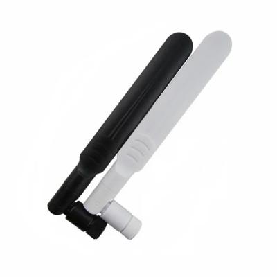 China Industrial Waterproof GSM/WiFi Antenna 5dBi Gain 157mm with SMA Connector for Long Range Communication for sale