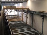 China Automated Vertical Anodizing Line with Manual Racking System - 2000T/Month Capacity, 6500mm Profile Length, 10-12µm Film Thickness for sale