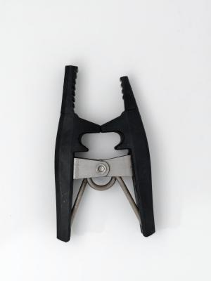 China Black Electrophoresis Clamp 87mm Opening Toothed  Pneumatic Clamp Tool for sale