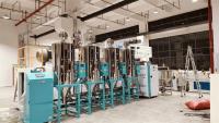 China Plastic Dehumidifying Dryer Engineered to Support Continuous Plastic Drying Operations with Minimal Maintenance Required for sale