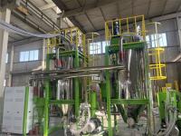 China Compact 1000x1000x1700mm Stainless Steel Plastic Dehumidifying Dryer with 250Kg Weight and 45℃ Air Outlet Temperature for sale