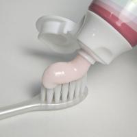 China Custom Fluoride Whitening Children Toothpaste Cavity Preventing Antibacterial Enamel Protecting Dentifrice Blanchissant for sale