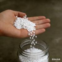 China CZ333 Jade PET Bottle Resin Polyethylene Terephthalate Granules for Bottles Containing Tea for sale