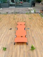China Light Two Fold Stretcher Aluminium Alloy Frame Oxford Cloth for sale