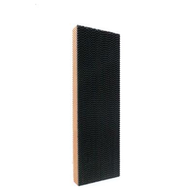 China 10mm Black Coated 7090 Kraft Paper Cooling Pad - 7mm Flute, 45/45 Angle for Greenhouse & Poultry Farm for sale