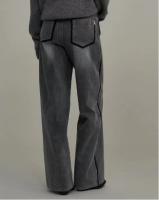 China Loose-fit wide-leg design with a mid-high waist for sale