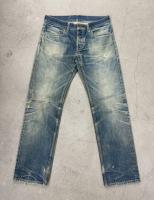 China Light Wash Jeans With Heavy Fading And Whiskering For A Rugged Vintage Look for sale