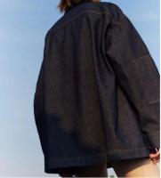 China Oversized boyfriend-style fit for a relaxed, comfortable look for sale