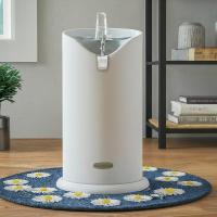 China Compact Durable Electric Pet Water Fountain Quiet Operation For Pets Drinking for sale