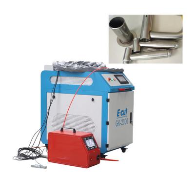 China Hand Held 1000w 1500w 2000w Laser Welding Machine For Metal for sale