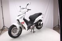 China Drum Brake Cub Moped Motorcycle Cub Sport Motorcycle Spoke Or Alloy Wheels for sale