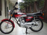 China 125 Cc Street Sport Motorcycles Front Disc Brake Comfortable For Adults for sale