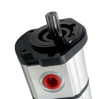 China Triple Hydraulic Gear Pump 6676970 for Bobcat 331 334 Excavator 3 Stage 21 MPa for sale