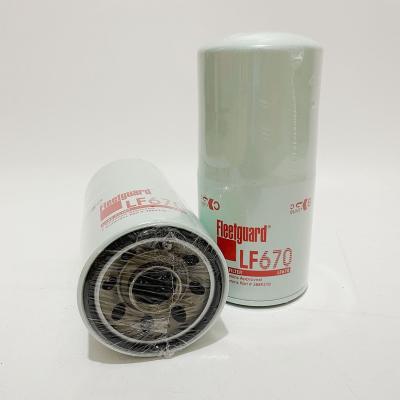 China Fleetguard LF670 Spin-On Lube Filter 102mm 1 1/4-12 UNF Heavy Duty Diesel Engine Oil Filter for sale