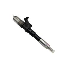 China 0950001211 Common Rail Fuel Injector Komatsu 6D125 Diesel Injector Assembly 6156-11-3300 for sale