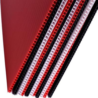 China Good Toughness Hollow Core Plastic Sheets 610x920x3mm for sale
