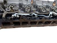 China Excavator Cylinder Head Assembly Isuzu 6hk1 Engine Parts for sale