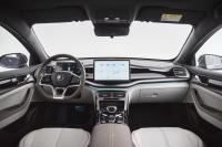 China BYD Qin Plus 2024 Plug-in Hybrid Electric Sedan 120km Range 197hp Motor for sale