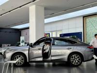 China 2024 BYD Qin L DM-i Hybrid Sedan 80km EV Range 2400km Total Range New Energy Car for sale