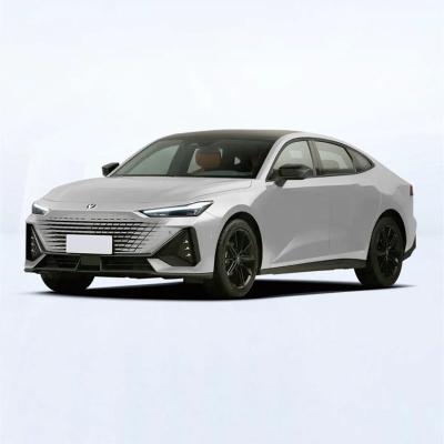 China Changan UNI-V 2023 1.5T Smart Pilot Plug-in Hybrid Sedan 4680mm Length Left Steering for sale
