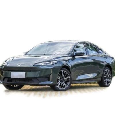 China Changan Qiyuan A05 PHEV Compact Sedan 70km 145km Electric Range 6.8s 0-100km/h for sale